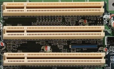 Expansion Slots | Lunar Computer College